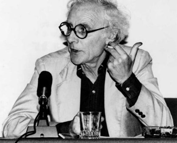 Alan Colquhoun overleden