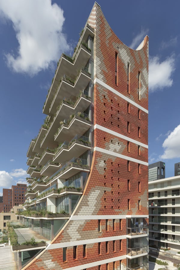 Vijf vragen aan Liesbeth van der Pol over kleurrijk ontwerpen