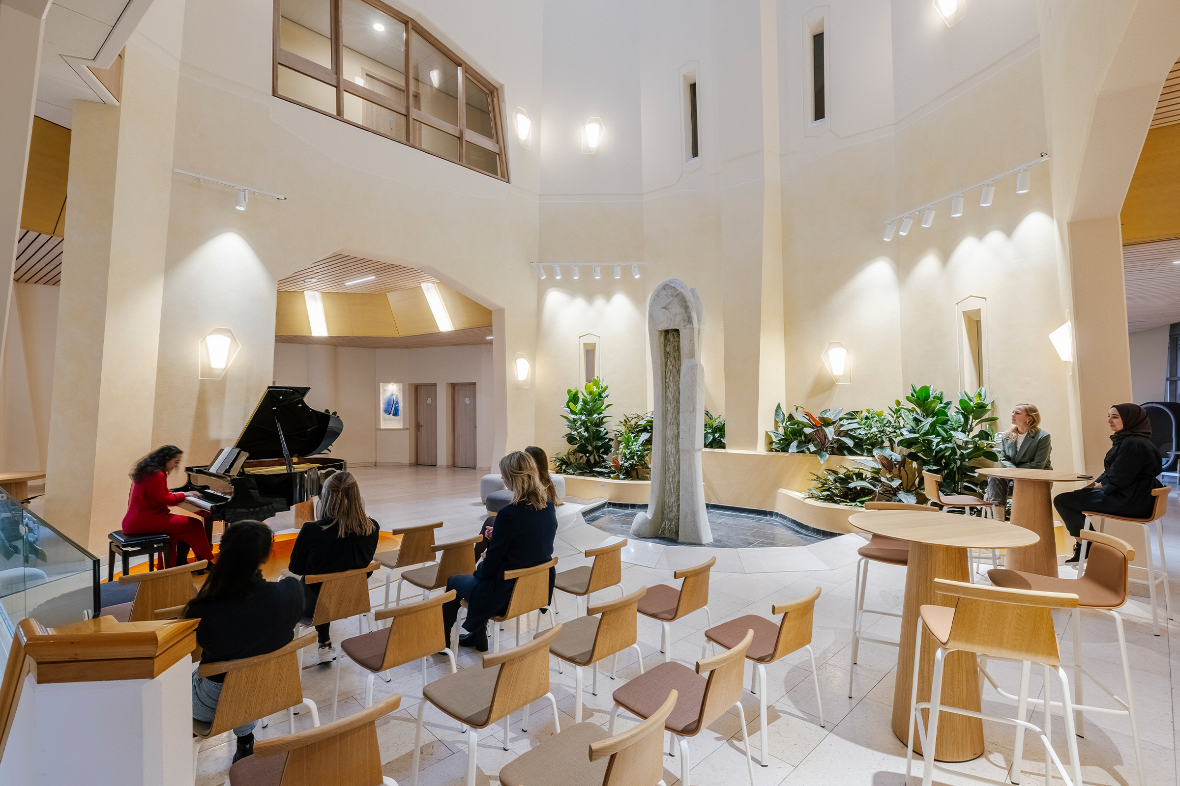 Max van Huut 'blij verrast' door blended-use transformatie het ...