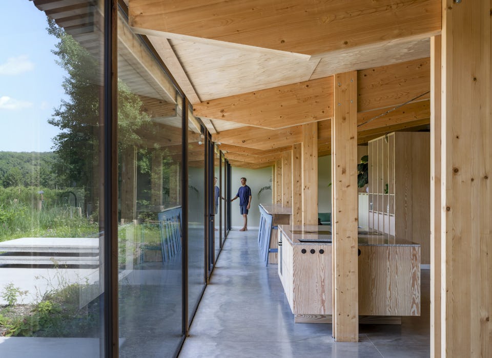 Zowel praktisch als poëtisch: Boshuis Blankwater door Jasper Smits