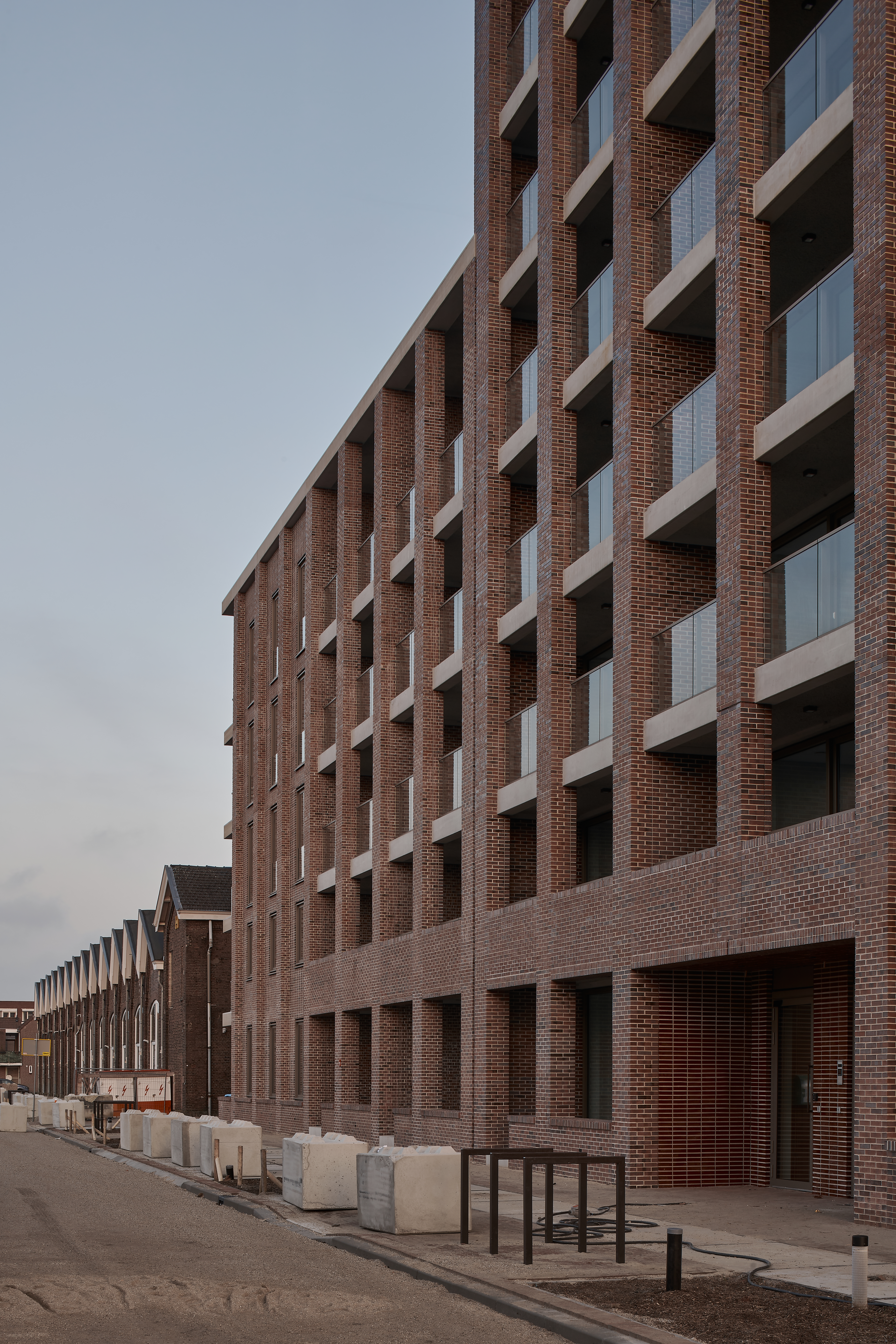 Wisselspoor in Utrecht: Office Winhov, Arons en Gelauff en Beta maken ...